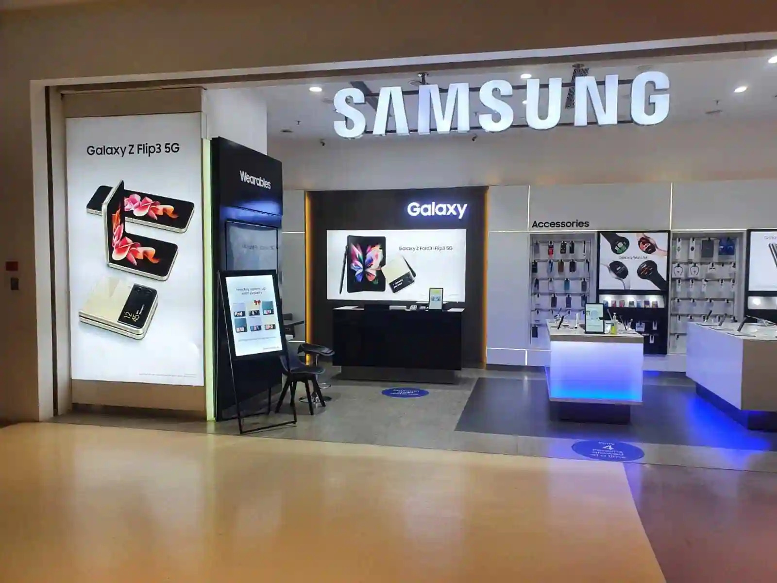 List of top 10 mobile retail shops in Chennai